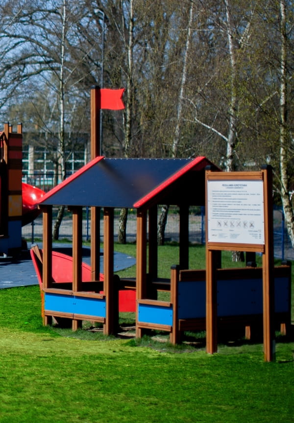 Information board Elastico - 10 years on the market